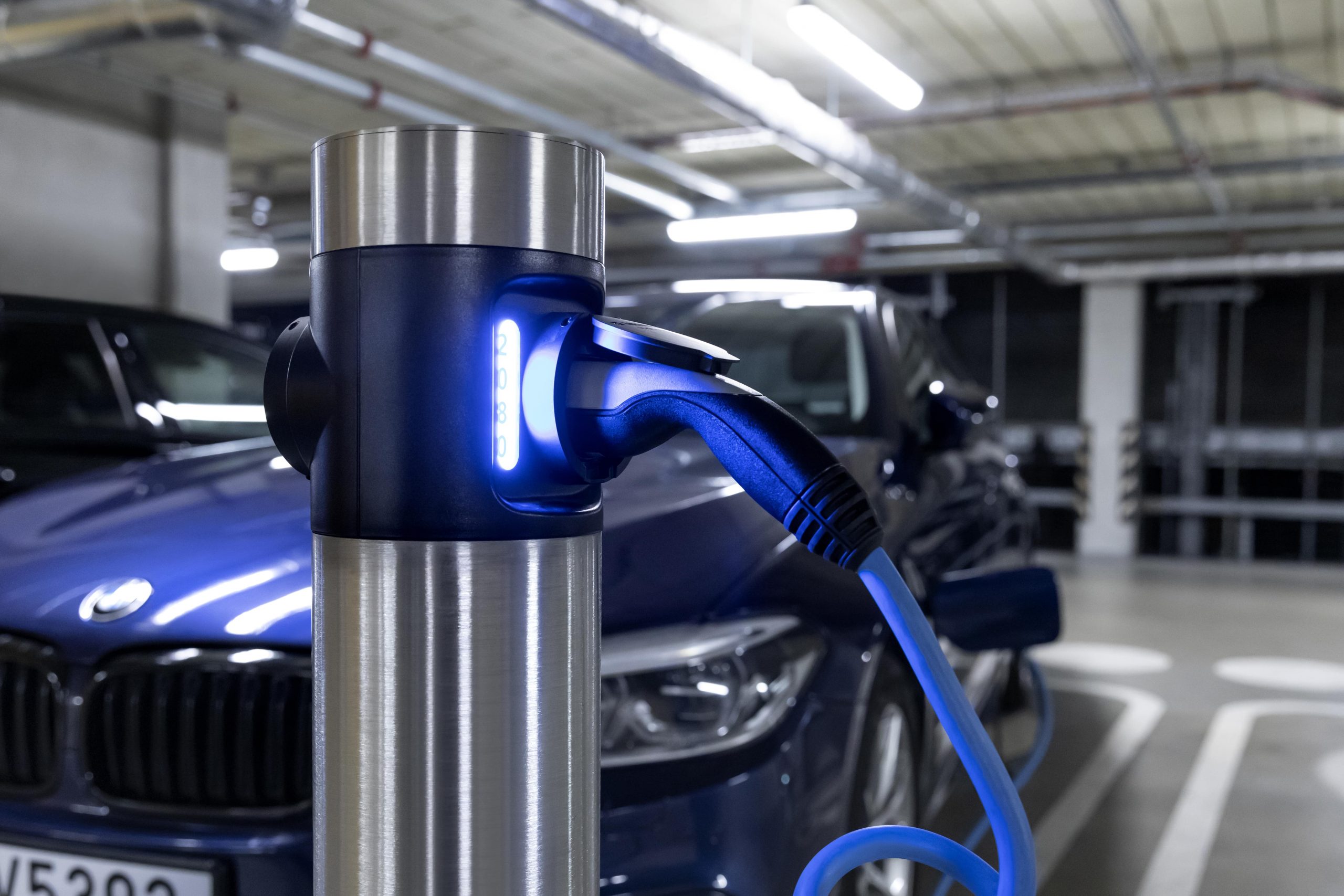 “Civinity” invests in electric vehicle charging start-up “Inbalance ...